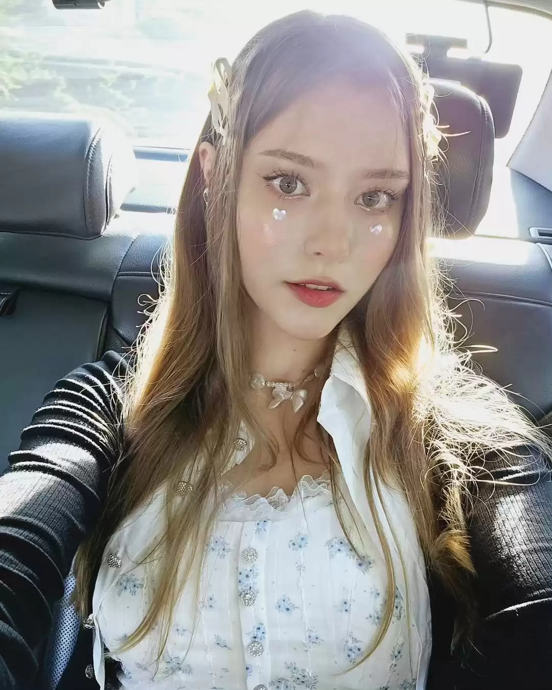 俄罗斯美女主播Lyasya福利图赏 漂亮脸蛋性感身材 第一弹 - 多人运动圈 - 踩蘑菇社区